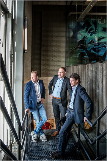 Groepsfoto's van grote en kleine teams - Foto ID