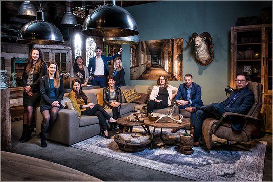 Groepsfoto's van grote en kleine teams - Foto ID